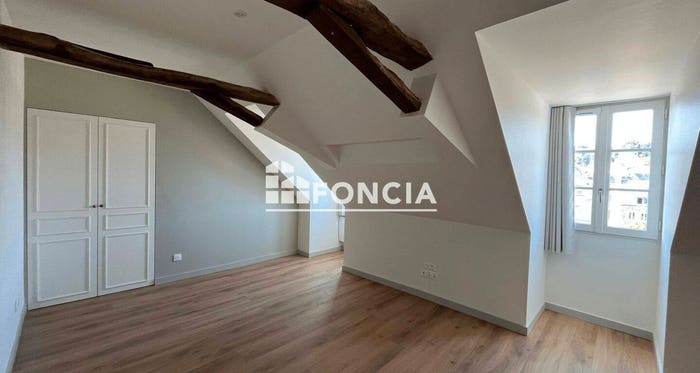 Centre, Guingamp : Appartement 1 pièce à louer
