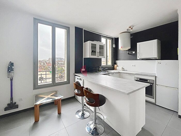 Appartement à louer - Bourse du Travail, Bobigny - 2 pièces - 1 chambre