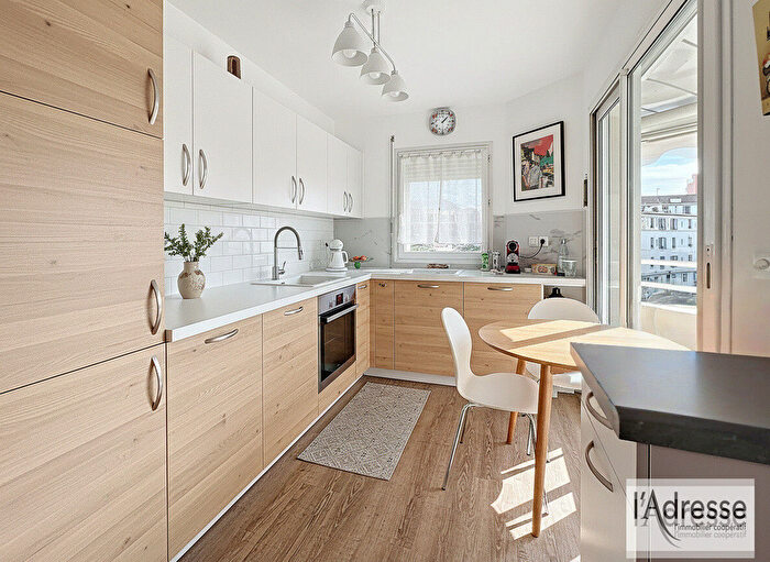 Appartement à vendre - Antibes, Coeur de ville - 2 pièces - 1 chambre