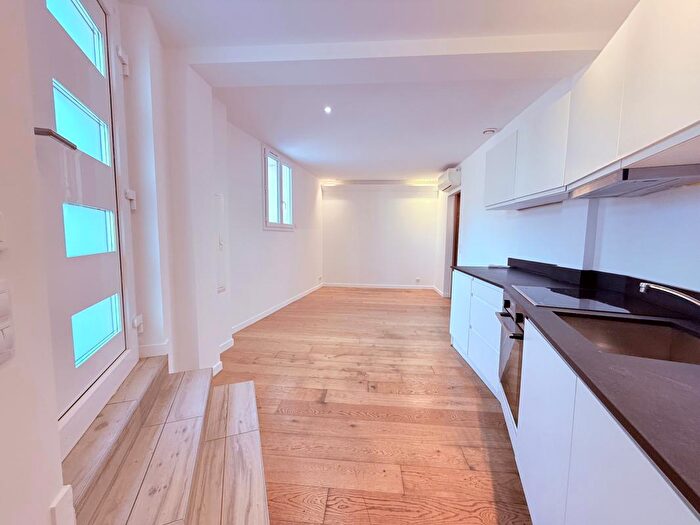 Appartement à vendre - Cannes, Petit Juas - 2 pièces - 1 chambre