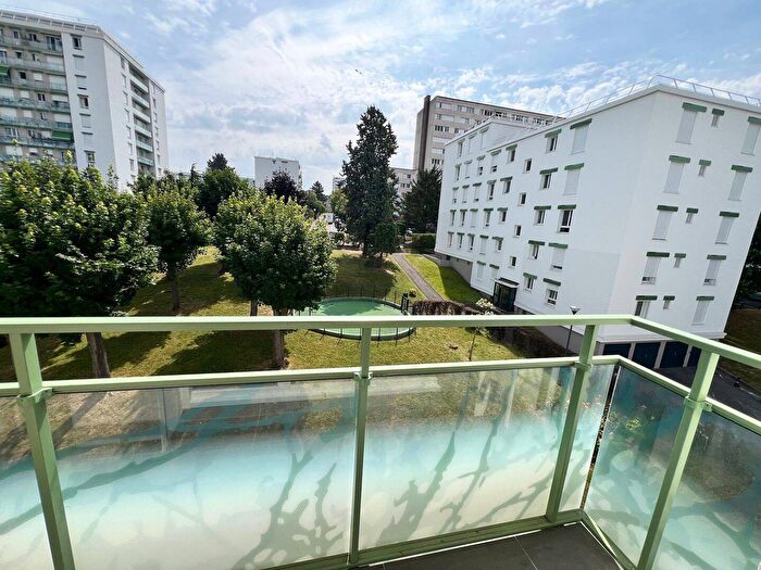 Mazurières, Rueil-Malmaison : Appartement 3 pièces à louer
