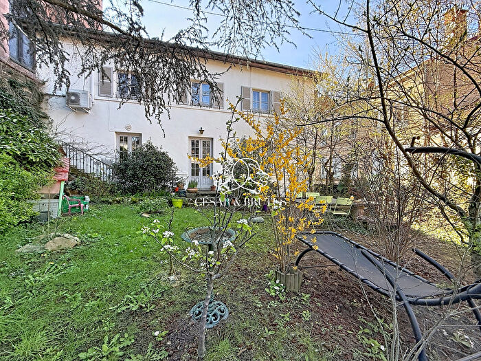 Maison à vendre - Thizy - 6 pièces - 4 chambres