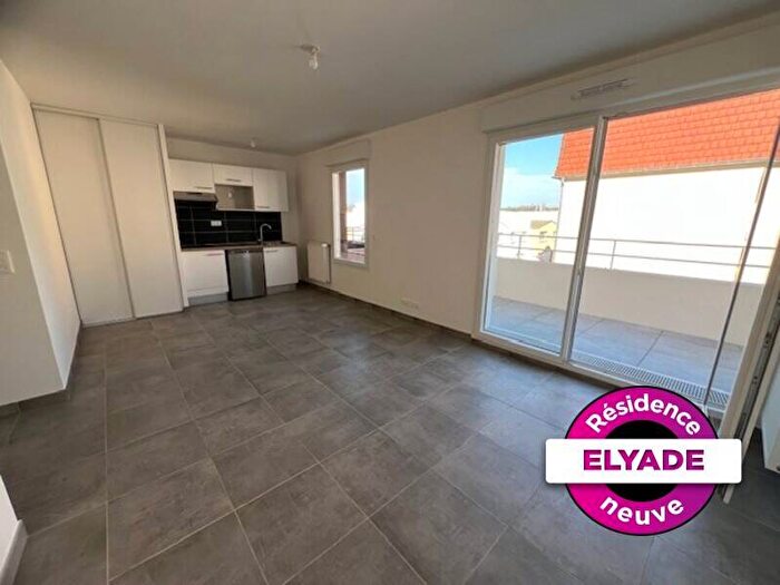 Appartement à louer - Ville Basse-Centre, Montereau-Fault-Yonne - 1 pièce