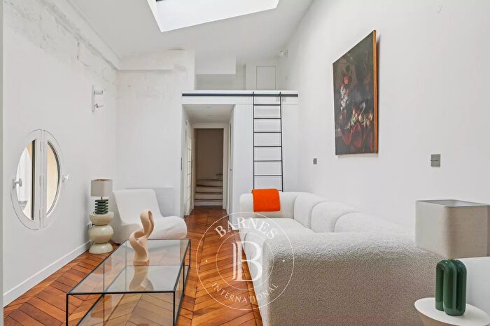 Appartement à louer - Paris e , Saint-Thomas dAquin, Bac, Musée dOrsay - 3 pièces - 2 chambres