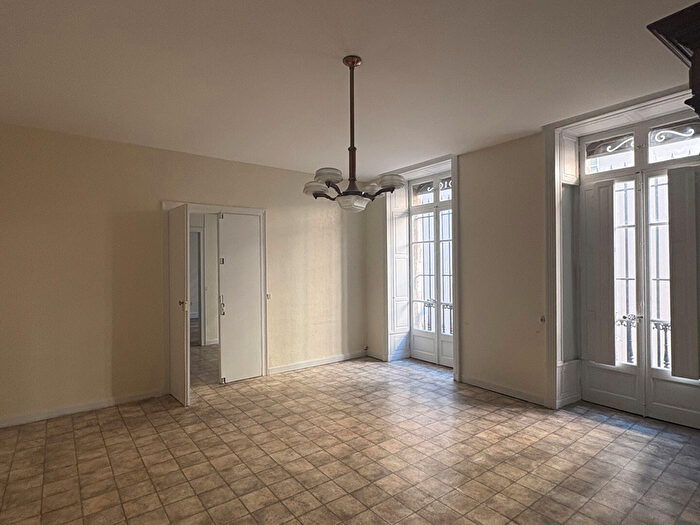 Appartement à louer - Carcassonne, Centre-ville - 3 pièces - 2 chambres