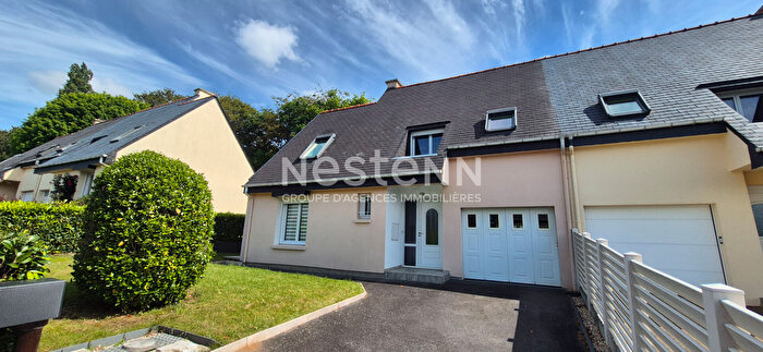 Maison à louer - Landerneau, Kergréis - 6 pièces - 4 chambres