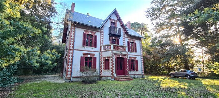 Maison à vendre - Noirmoutier-en-lîle, Bois de la Chaise, Sableaux - 14 pièces - 5 chambres