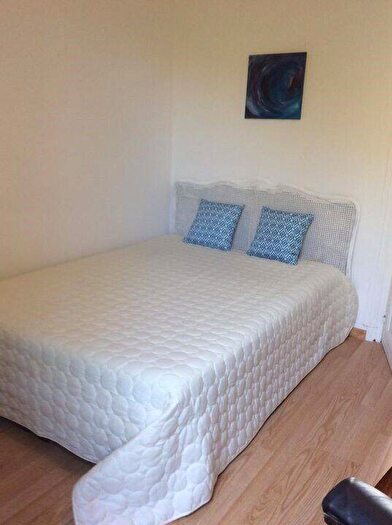 Parc-Pièce dEau, Chatou : Appartement 1 pièce à louer