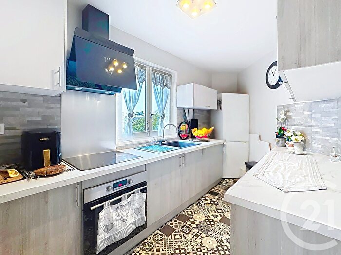 Appartement à vendre - Thiais, Centre-ville - 3 pièces - 2 chambres