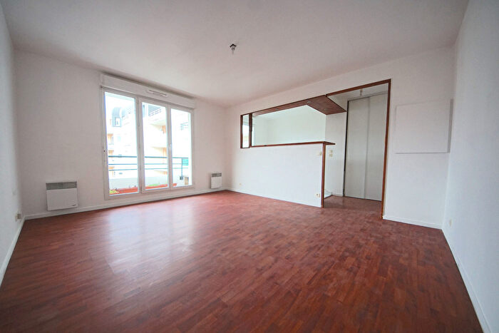 Appartement à vendre - Courcouronnes, Bois de mon Coeur - 3 pièces - 2 chambres