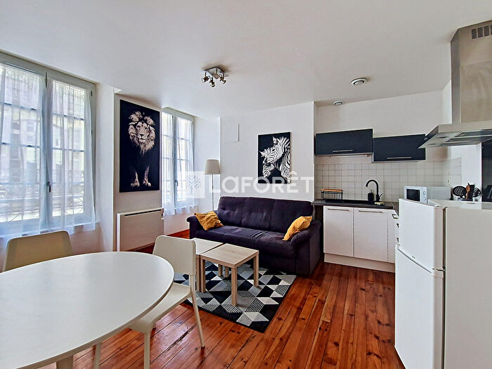 Pau, Centre-ville : Appartement 2 pièces à louer