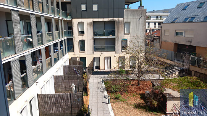 Appartement à louer - Bordeaux, Ornano - 2 pièces - 1 chambre