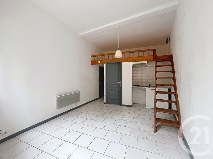 Appartement à louer - Agen, Hôtel de ville - 1 pièce