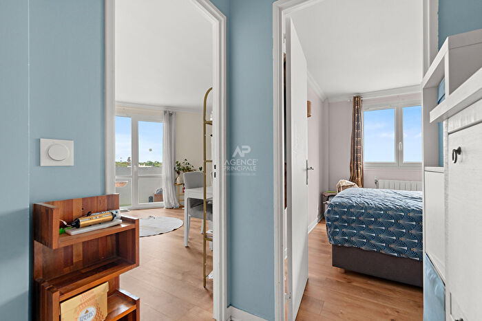 Saint-Germain-en-Laye, Hennemont : Appartement 3 pièces à vendre