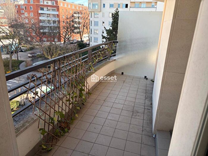 Appartement à louer - Bécon, Courbevoie - 4 pièces - 3 chambres