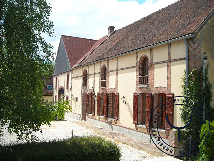 Maison 15 pièces à vendre à Allemant