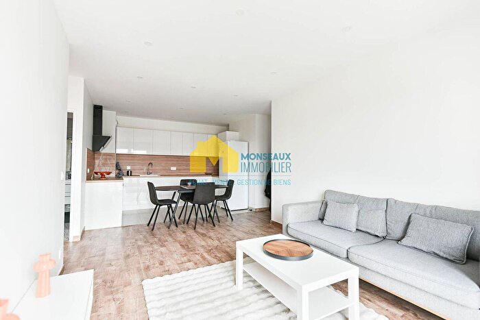 Appartement à louer - Mairie, Sainte-Geneviève-des-Bois - 3 pièces - 2 chambres