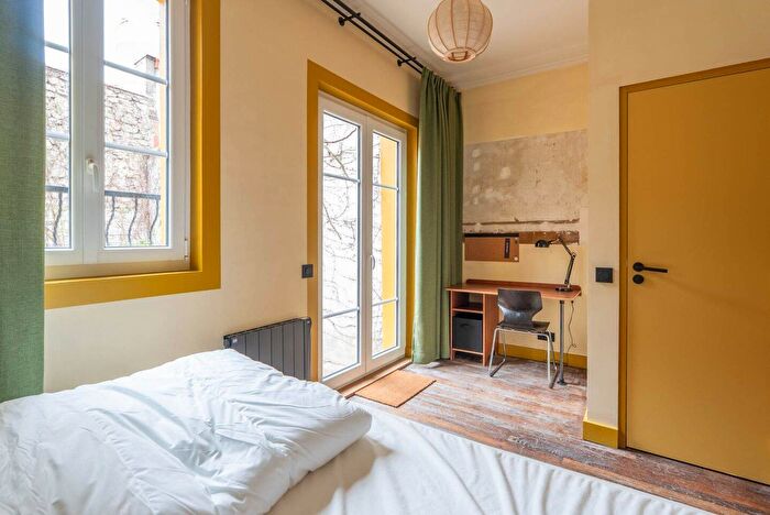 Appartement à louer - Alleray Procession, Paris ème arrondissement - 9 pièces - 9 chambres