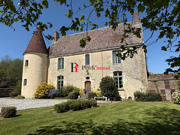 Maison 13 pièces à Bellême, à vendre