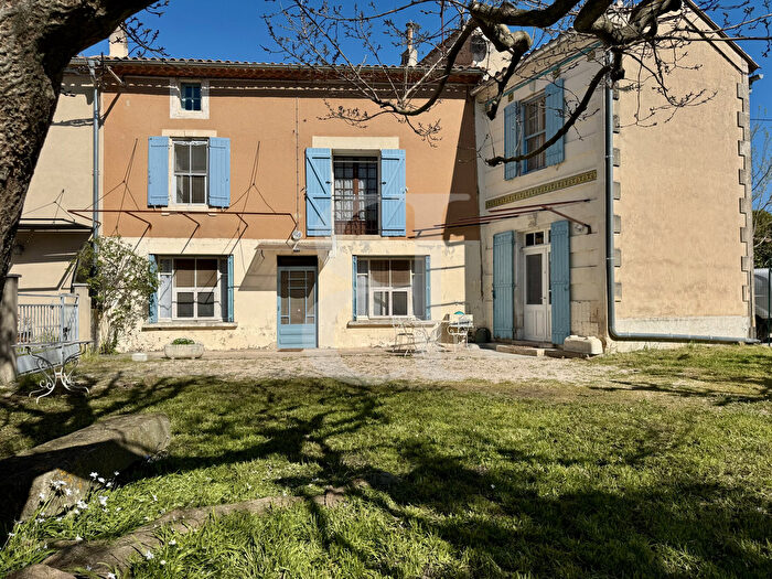 Maison à vendre - Maillane - 6 pièces - 4 chambres