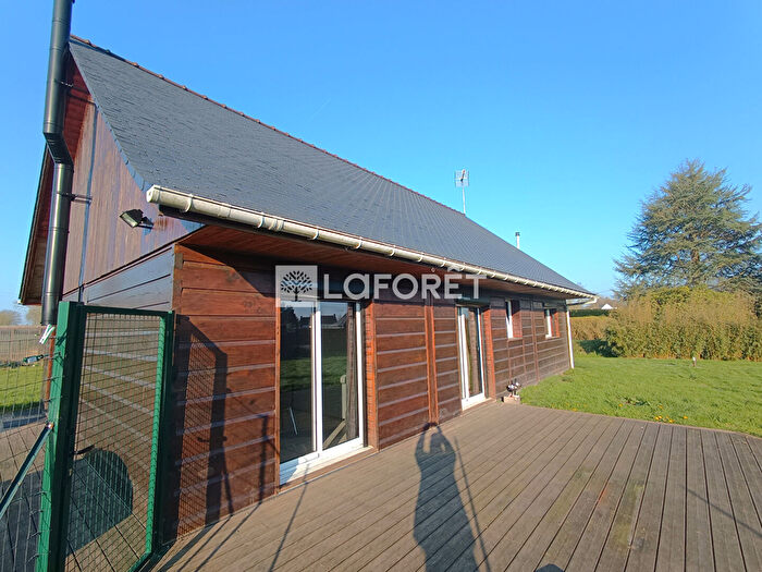 Maison à vendre - Bégard - 4 pièces - 3 chambres