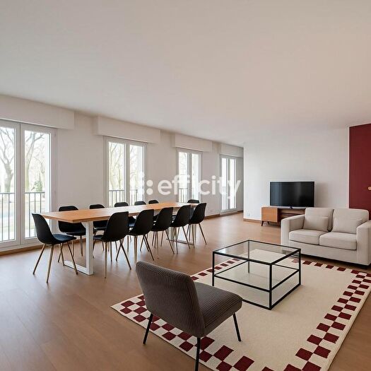 Versailles, Chantiers : Appartement 7 pièces à vendre