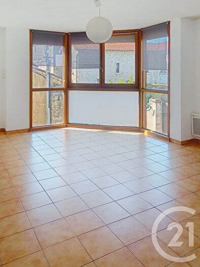 Appartement 2 pièces à louer à Villeneuve-lès-Avignon, Centre-ville, Stade