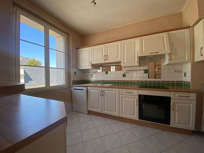 Appartement à louer - Saumur, Nantilly - 4 pièces - 3 chambres