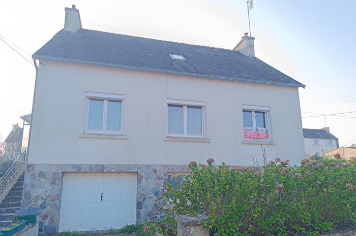 Maison à vendre - Châteauneuf-du-Faou - 5 pièces - 3 chambres