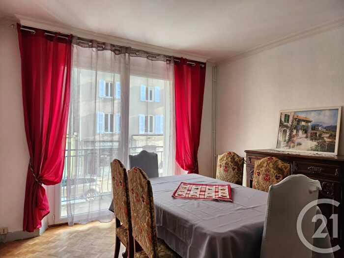 Saint-Affrique - Appartement 4 pièces à louer