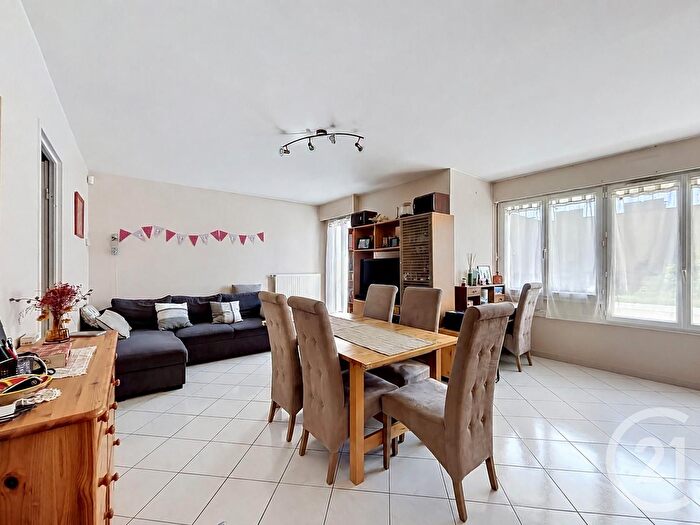 Maison 4 pièces à Moissy-Cramayel, Les Maillettes, à vendre