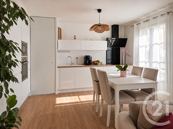 Appartement 3 pièces à Senlis, Villevert, à vendre