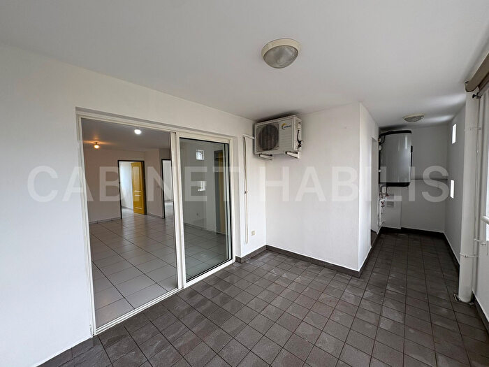 Saint-Pierre, Centre-ville - Appartement 3 pièces à louer