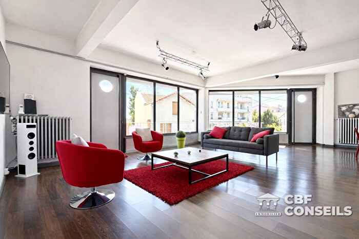 Maison à vendre - Clermont-Ferrand, Cotes de Clermont - 7 pièces - 5 chambres