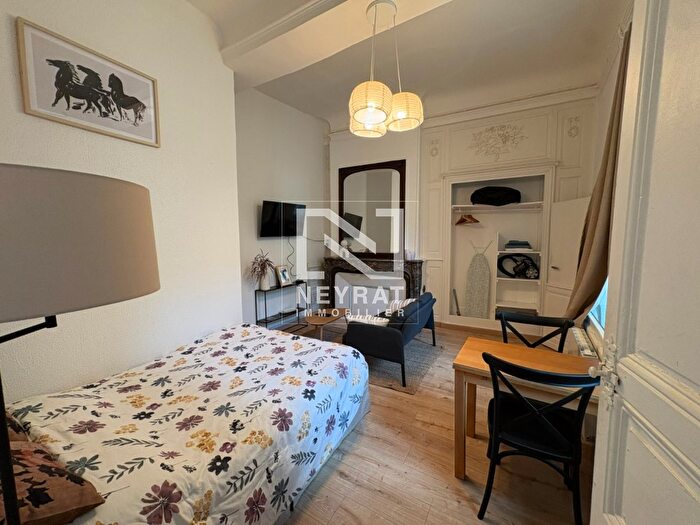 Autun, Centre-ville : Appartement 1 pièce à louer