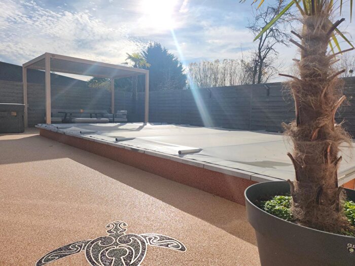 Maison à vendre - Rémilly - 8 pièces - 3 chambres