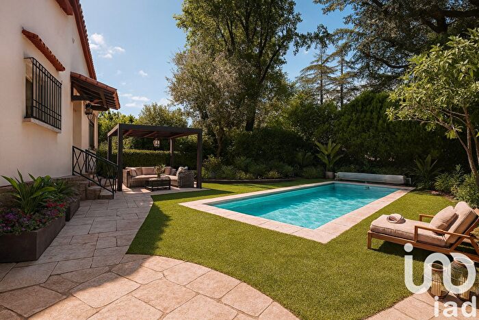 Maison à vendre - Roquefort-les-Pins - 5 pièces - 4 chambres