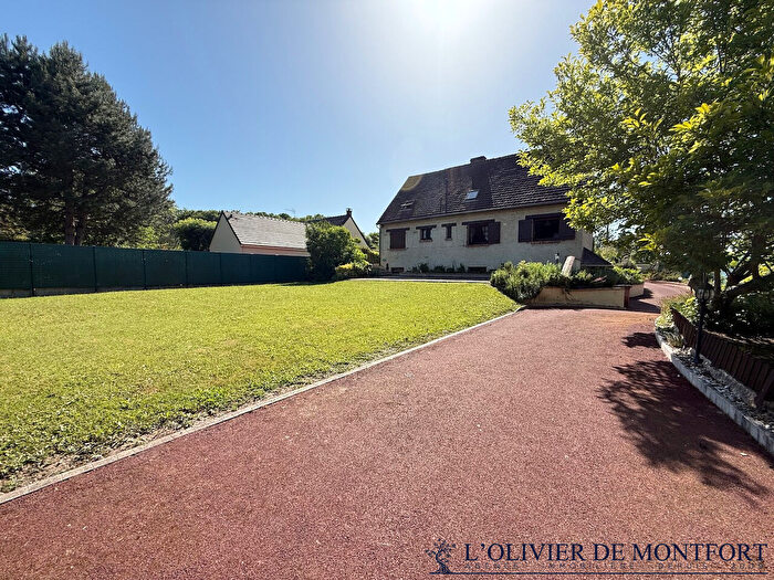 Maison 8 pièces à vendre à Montfort-l'Amaury