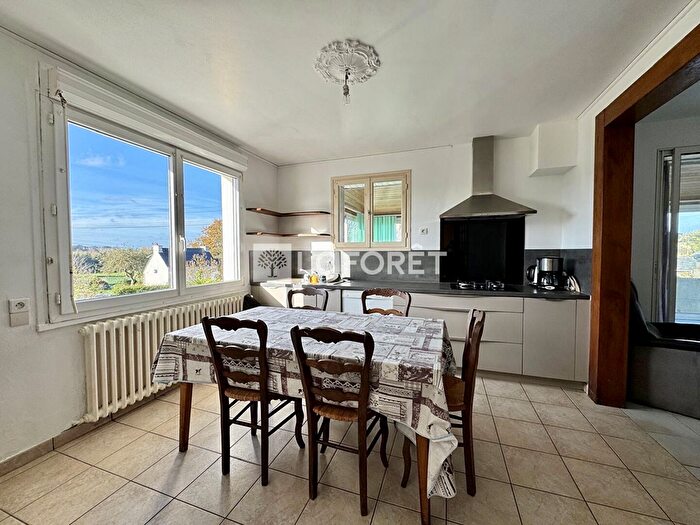 Maison à vendre - Ploumilliau - 5 pièces - 3 chambres