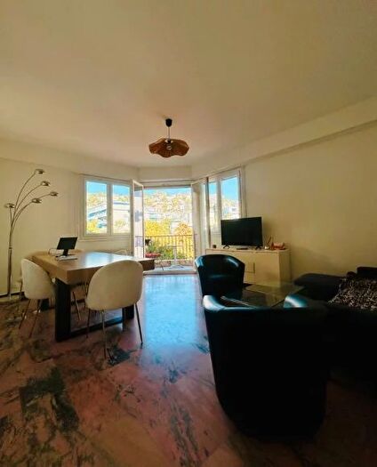 Appartement 4 pièces à louer à Nice