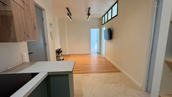 Appartement 3 pièces à Nice, Borriglione, à vendre