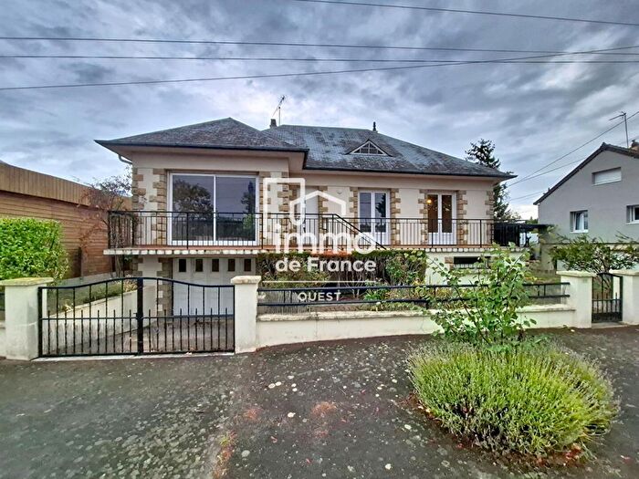 Maison 4 pièces à louer à Évron