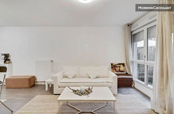 Appartement à louer - La Justice, Rosny-sous-Bois - 1 pièce