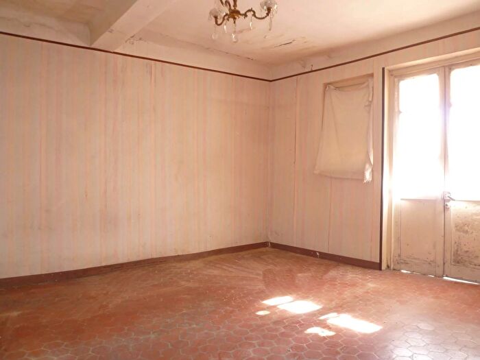 Maison à vendre - Puget-Théniers - 3 pièces - 2 chambres