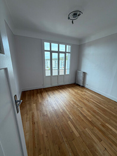 Chaville, Rive Droite, Les Vignes - Appartement 2 pièces à louer