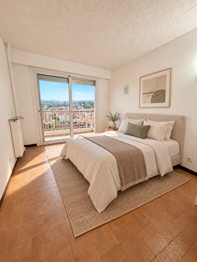 Appartement 3 pièces à Nice, Saint-Roch, à vendre