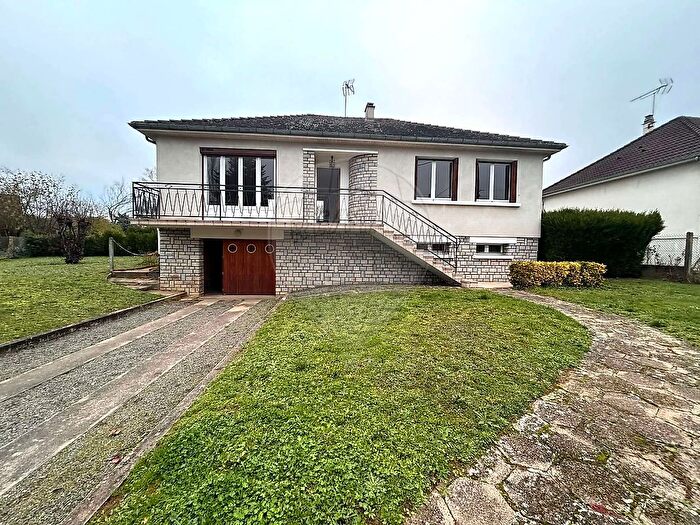 Maison à vendre - La Guerche-sur-lAubois - 4 pièces - 3 chambres