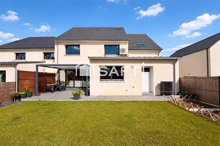 Maison à vendre - Vitré, Vallée du Guénault - 6 pièces - 4 chambres