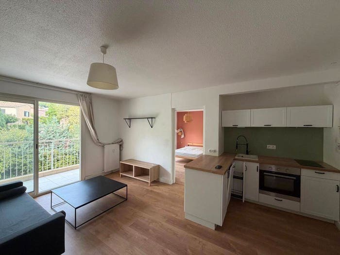 Appartement 2 pièces à louer à Notre Dame des Routes, Toulon