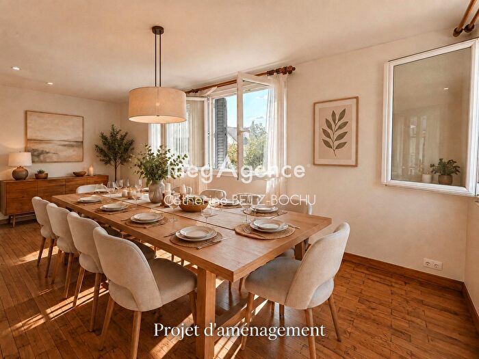 Saint-Leu-la-Forêt, Centre-ville : Maison 8 pièces à vendre